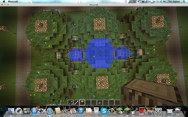 Grassy house Minecraft Map