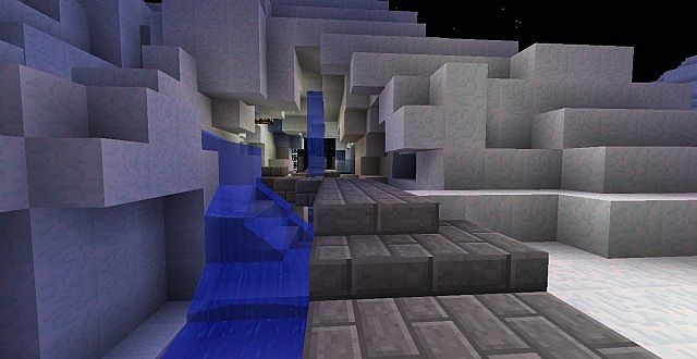 Frozen Spawn - Winter palace, town, and terrain Minecraft Map