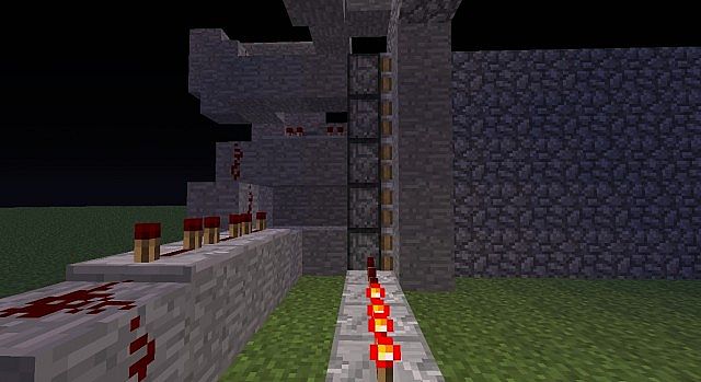 Random Redstone! Week 1- Self Regenerating Wall Minecraft Map