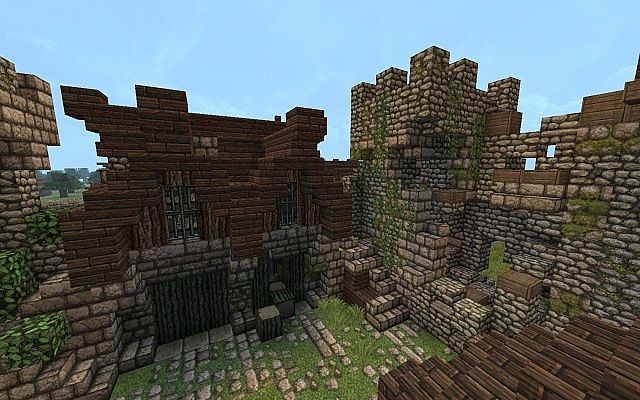Small Medieval Castle Ruin! [Detailed] Minecraft Map