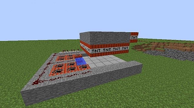 Big TNT cannon, fires 25 TNT at once Minecraft Map