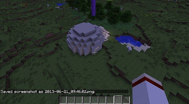 One Alien building and one old crazy house Minecraft Map