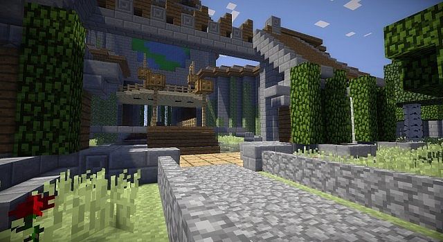 Pristine Courtyard Minecraft Map