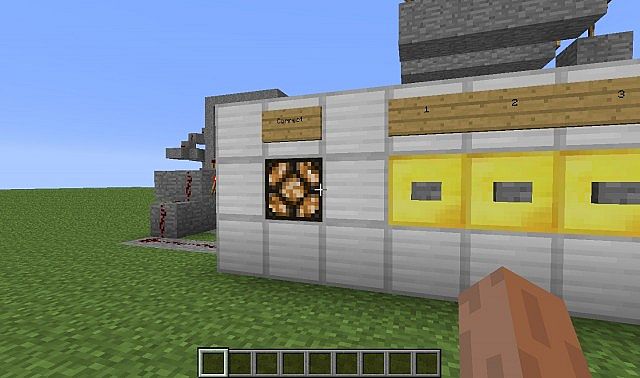 Programmable Combination Lock Minecraft Map
