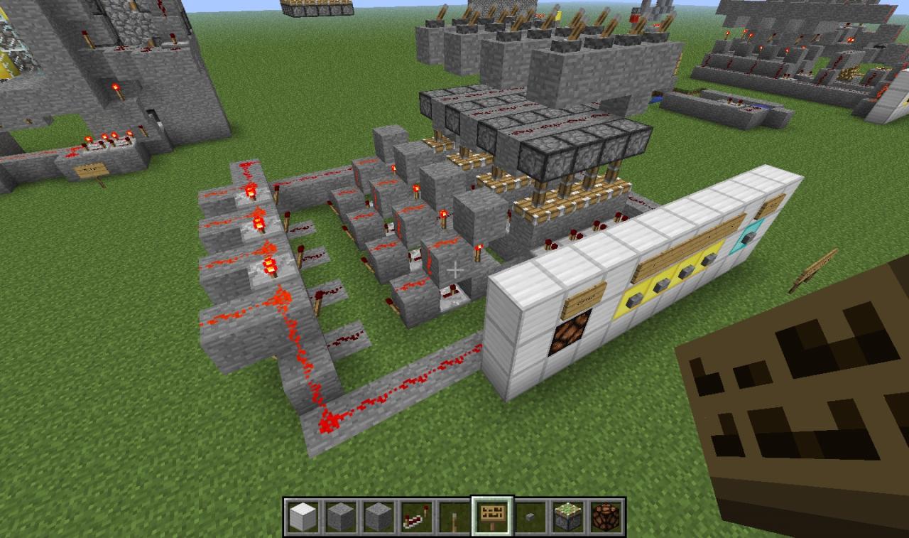 Programmable Combination Lock Minecraft Map