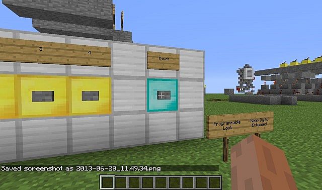 Programmable Combination Lock Minecraft Map