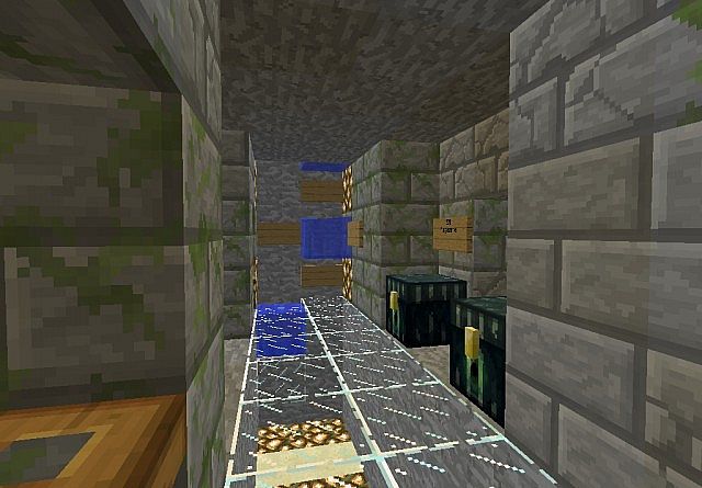 EN: Cottage by the small lake PL: Domek nad jeziorkiem Minecraft Map