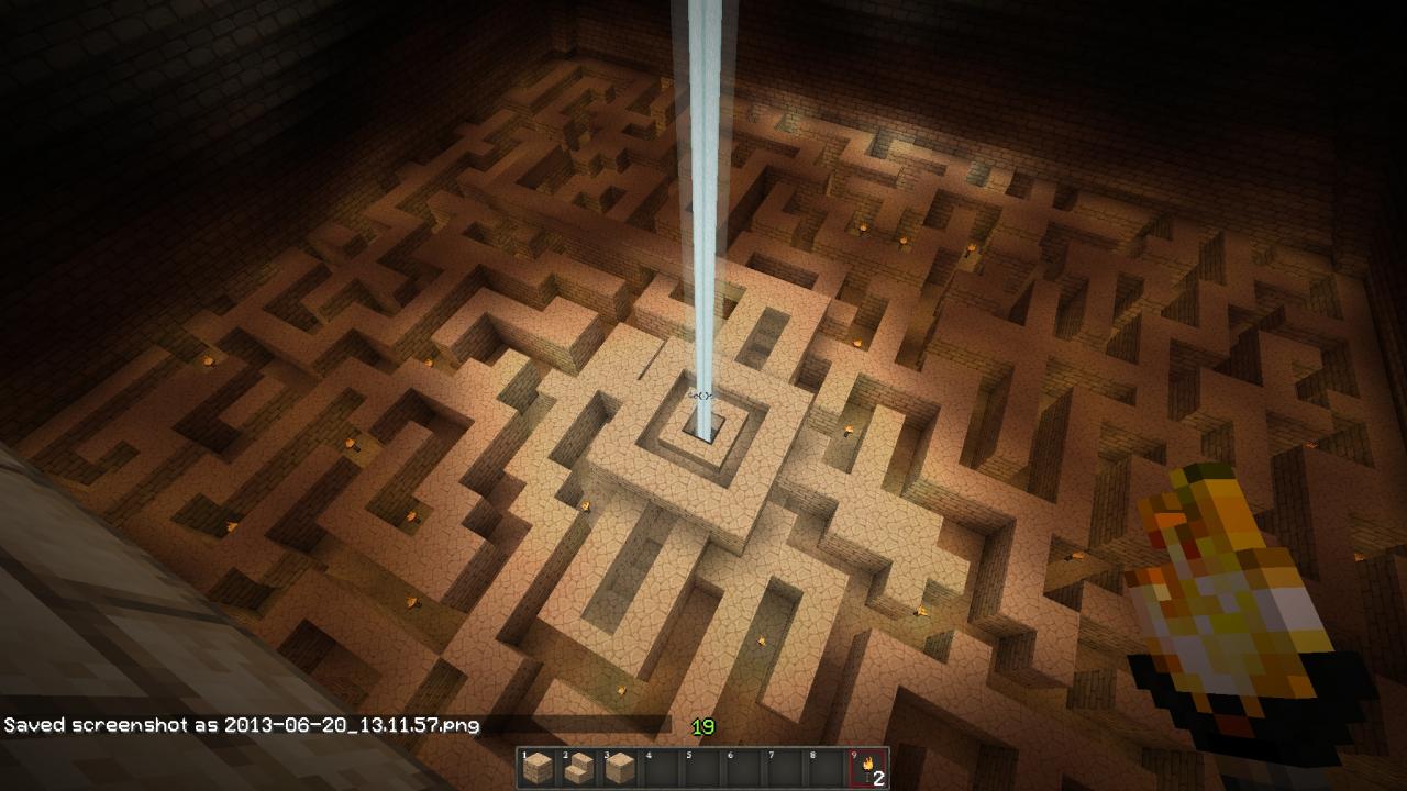 Pyramid Maze Minecraft Map