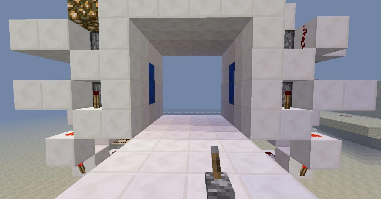 A 4x4 vault piston door Minecraft Map
