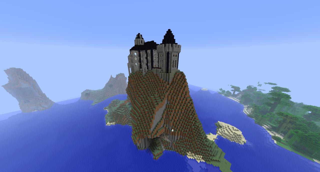 Castle on Natural Mountain Minecraft Project