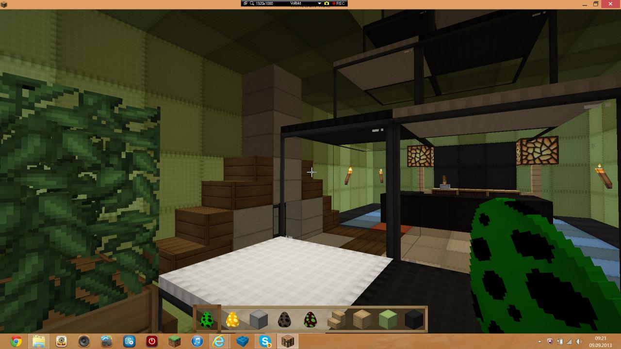 Mega cute Creeper House Minecraft Map