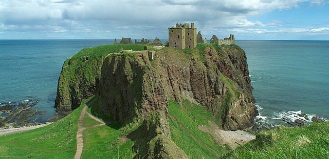 Dunnottar Castle - By Akaibost Minecraft Map
