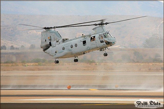 CH-46 Sea Knight Minecraft Map