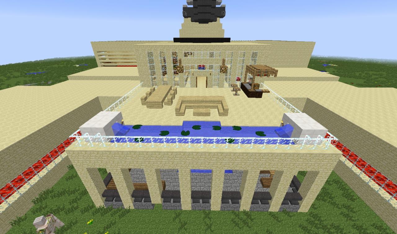 HUGE MANSION Minecraft Map