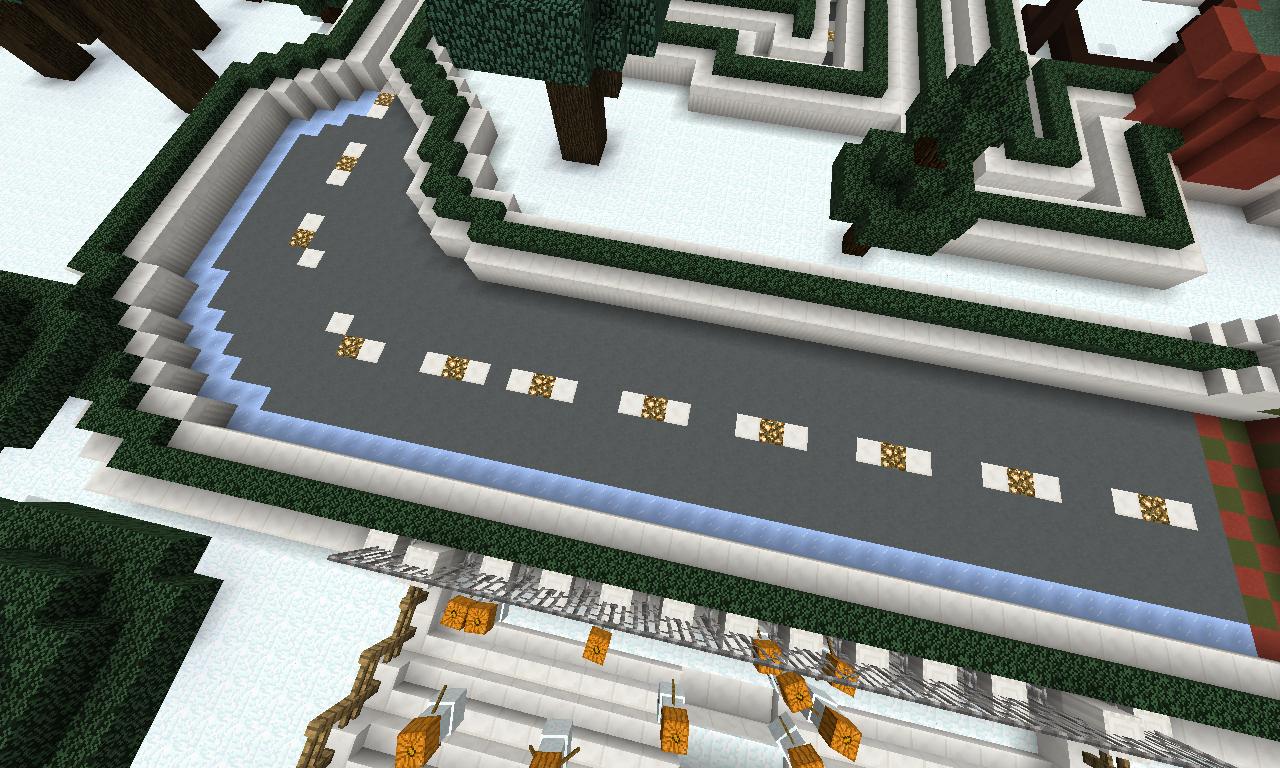 Christmas Pig Racing Track Minecraft Map