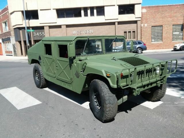 1.5:1 Scale, 3 blocks wide. Military Green Humvee " Hummers " Minecraft Map