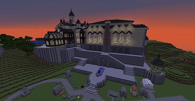 Gracey Manor (The Haunted Mansion) Minecraft Project