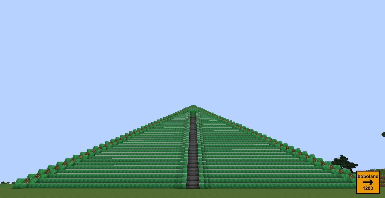 Pyramid Maze Minecraft Map