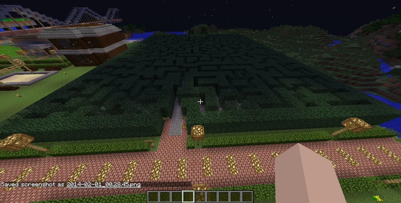 Super big and hard maze in one of our local towny towns :D Minecraft Map