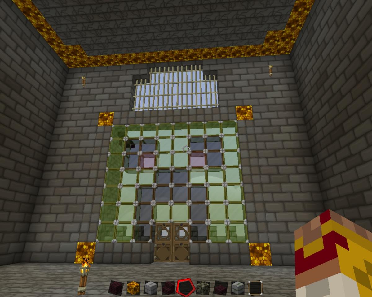 Powerless's Creeper Castle (With mostly compleated Throne room ...