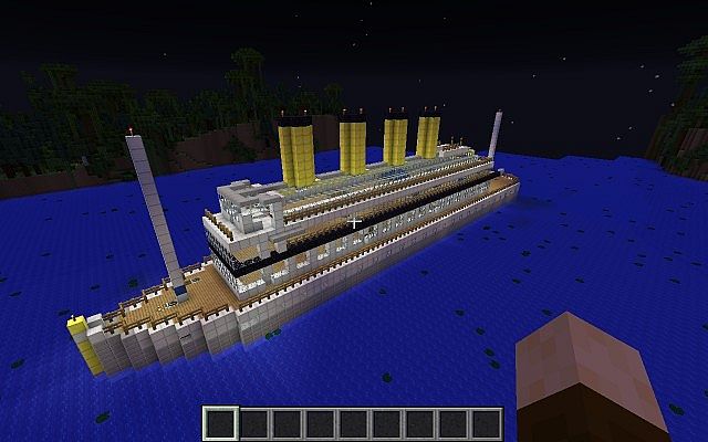 SHIP DELUXE Minecraft Map