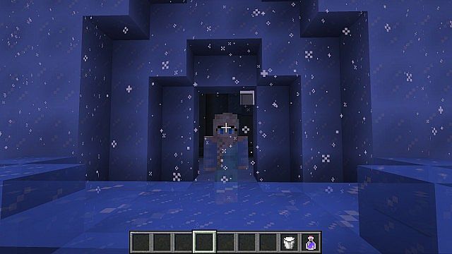 Elsa's Ice Castle Minecraft Map