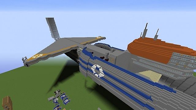Munificent Class Frigate - on hiatus Minecraft Map