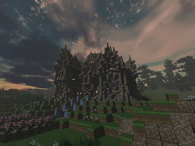 Gothic/Medieval Hillside Manor Minecraft Map