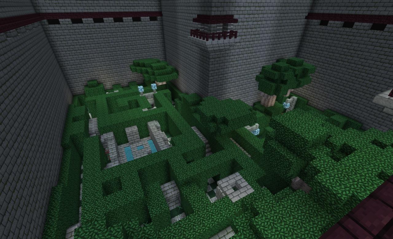 Castle Hedge Maze Minecraft Map