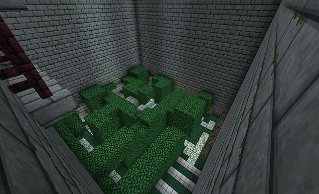 Castle Hedge Maze Minecraft Map