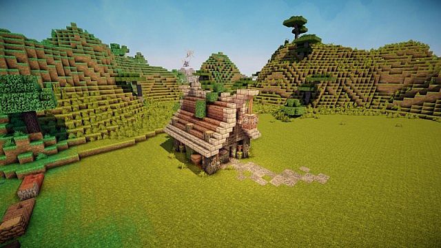 Small, detailed medieval cottage Minecraft Map