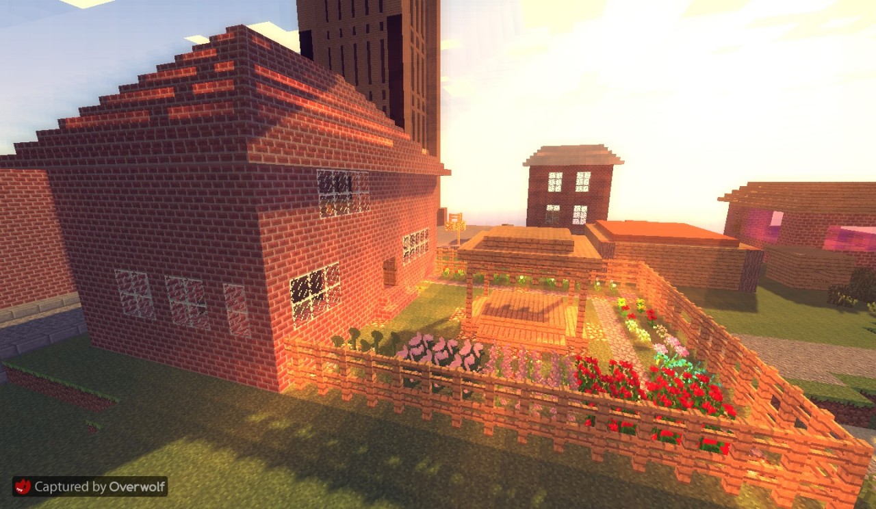 2 story house with garden - no 1 Minecraft Map