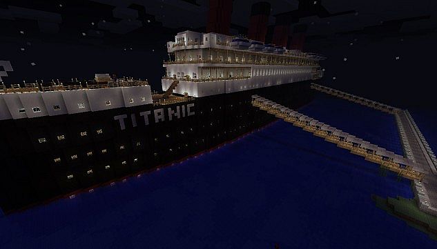 Movable Titanic ship (little bit laggy) Minecraft Map