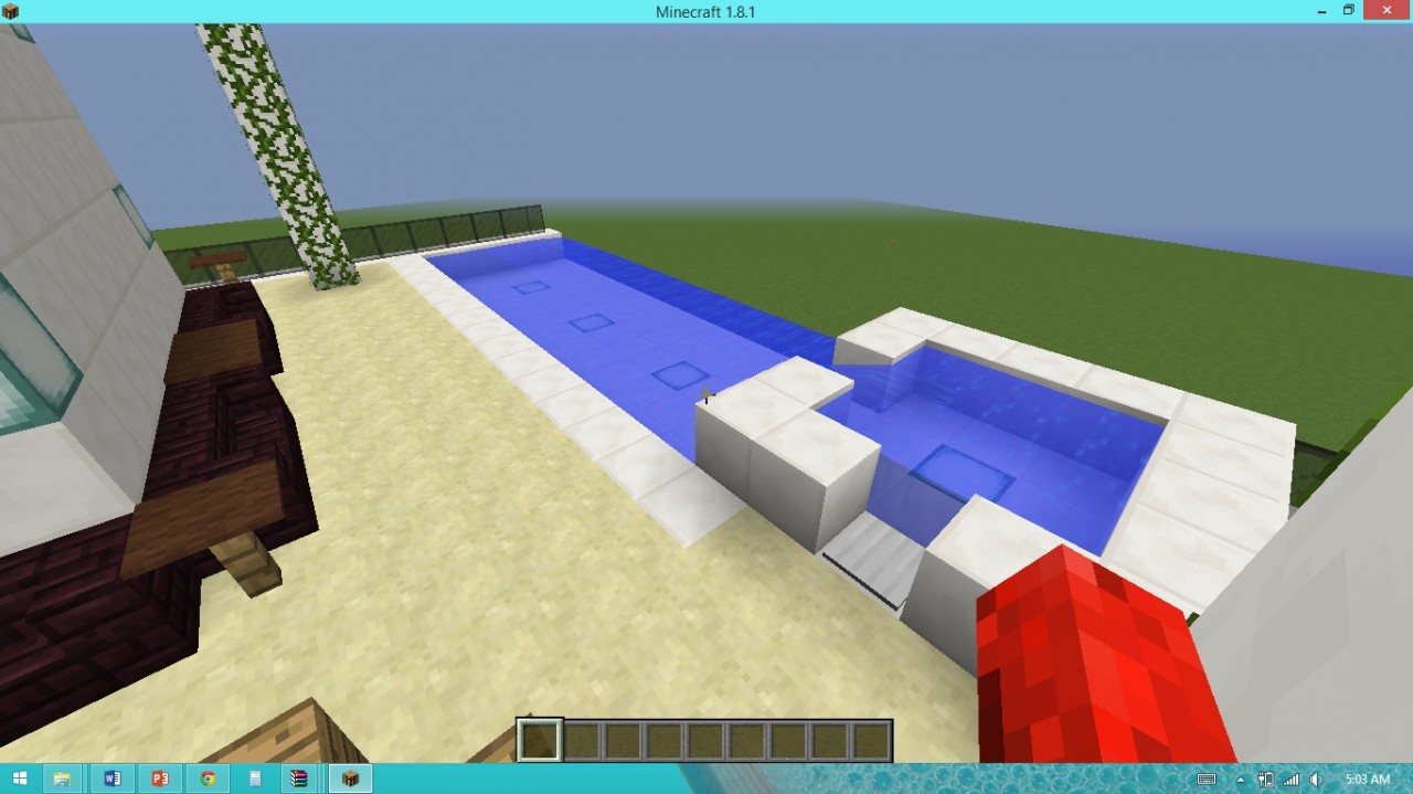 Resort hotel with elevator Minecraft Map