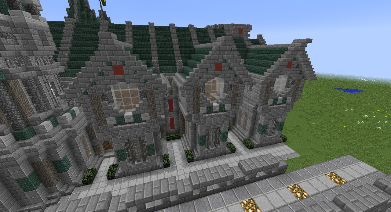 Castle with Courtyard Minecraft Map