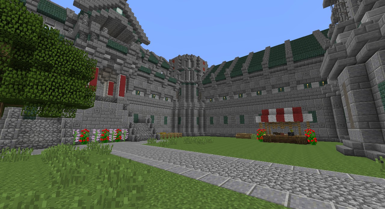 Castle with Courtyard Minecraft Map
