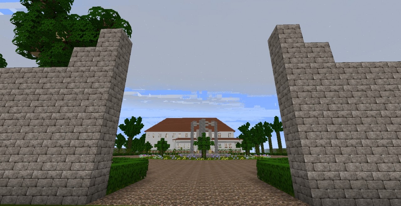 Modern Southern Mansion with big Garden Minecraft Map