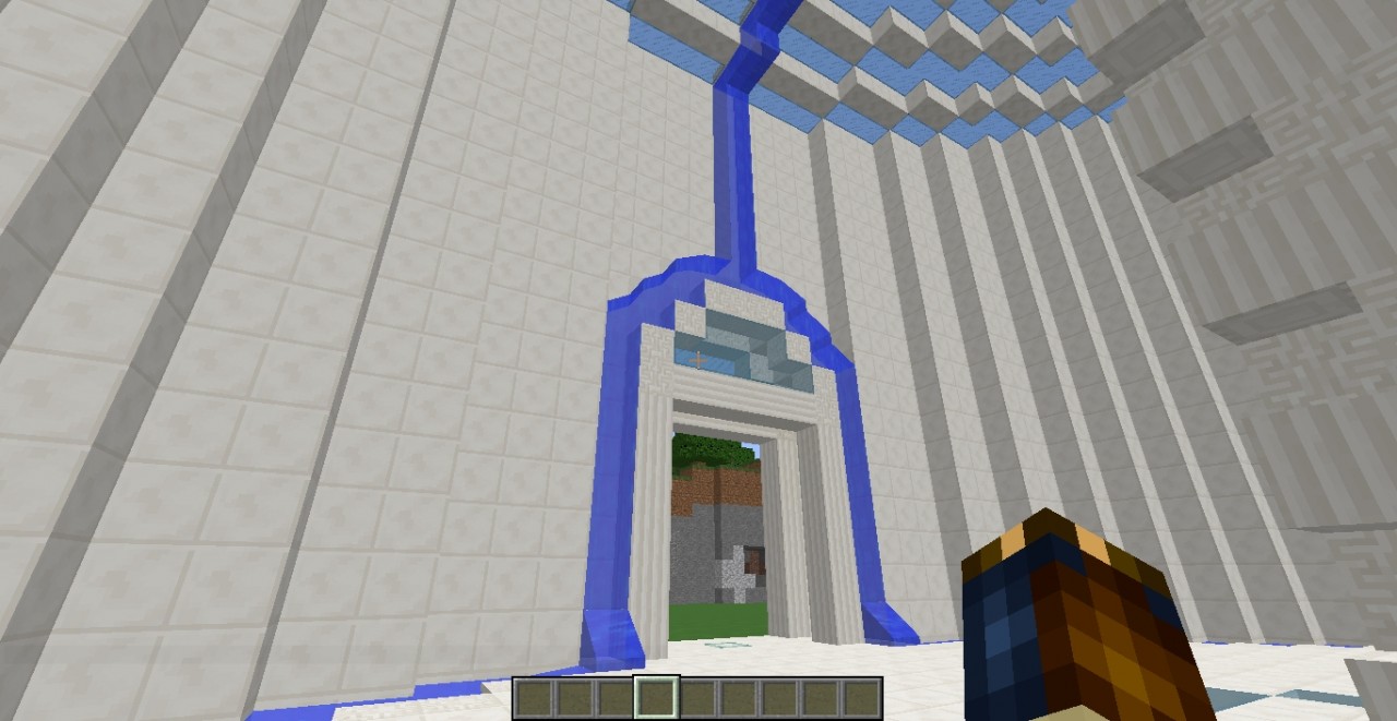 Medium Quartz spawn with floating water Minecraft Map