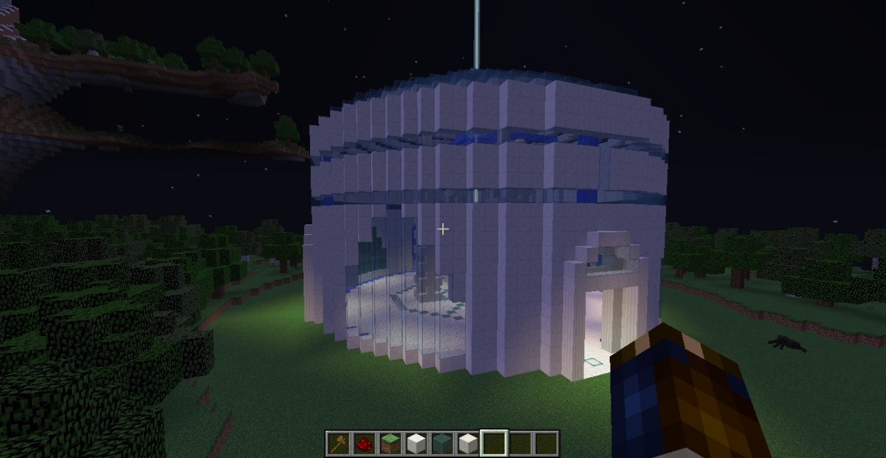 Medium Quartz spawn with floating water Minecraft Map