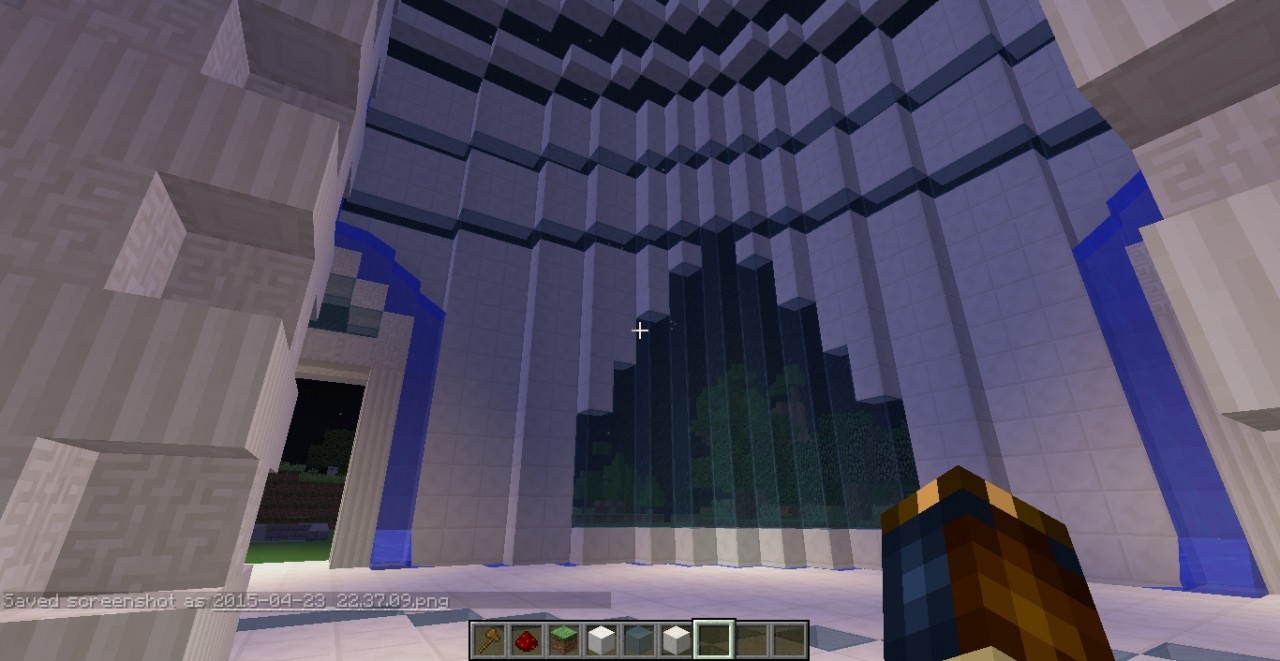 Medium Quartz spawn with floating water Minecraft Map