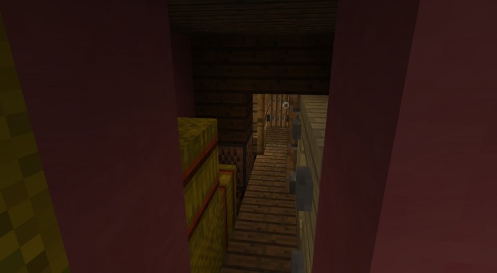 Slightly oversized gypsy wagons Minecraft Map