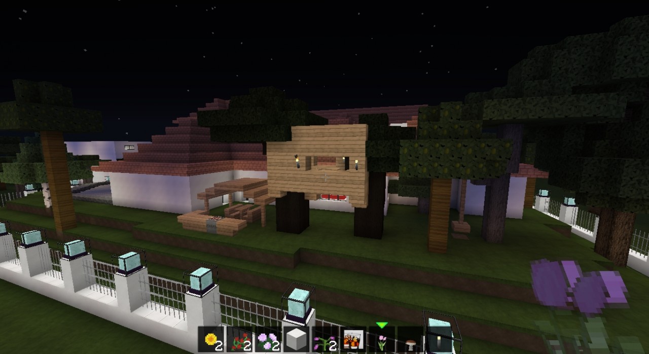 Luxury Home with Central Courtyard Minecraft Map