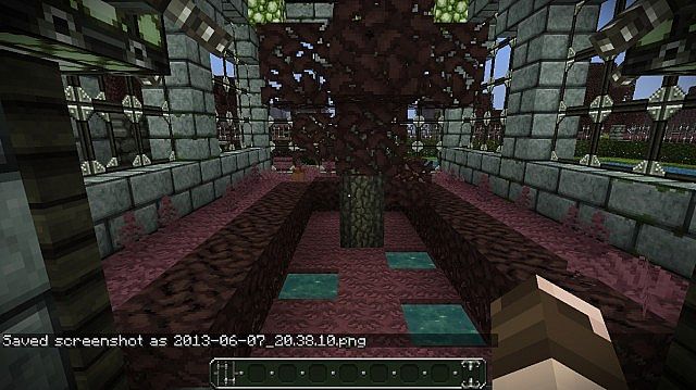 OLD BUILD! - The Addams Family Residence Minecraft Map