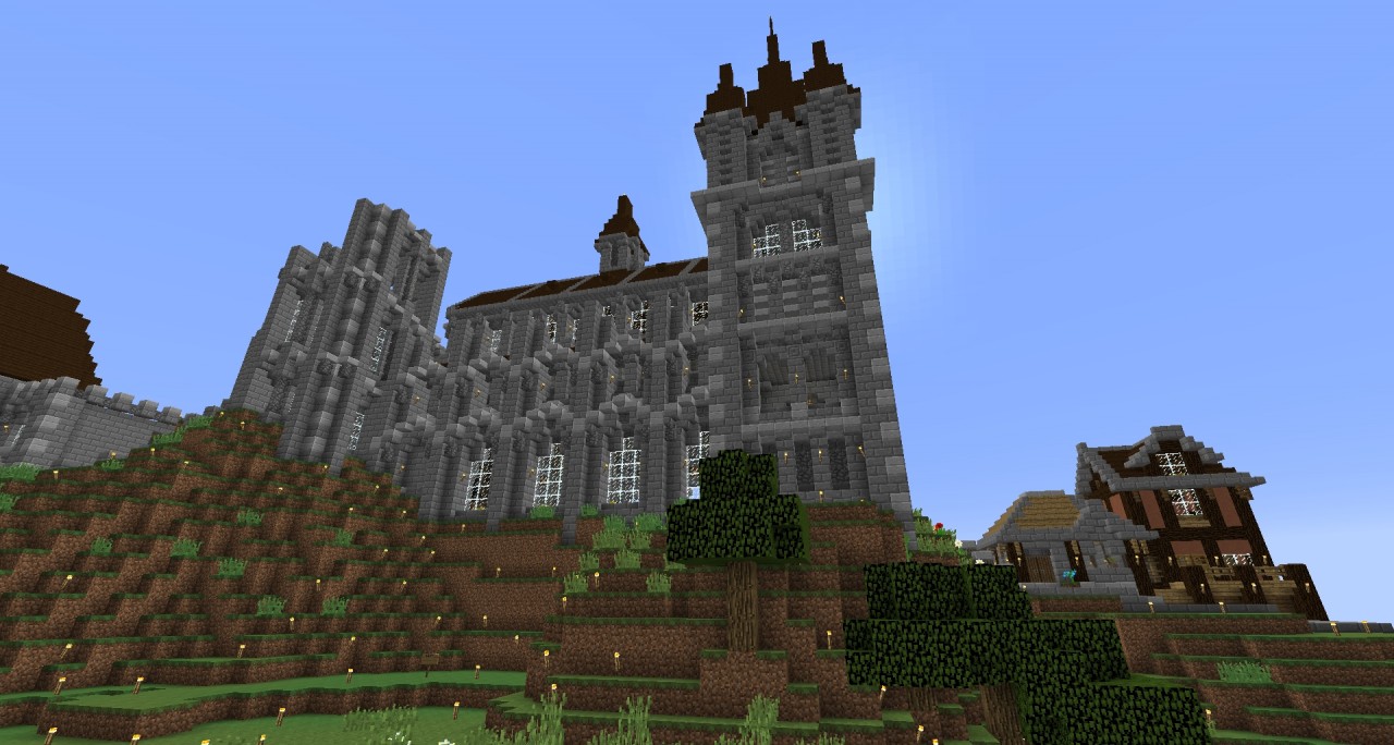 Medieval city with castle in survival Minecraft Map