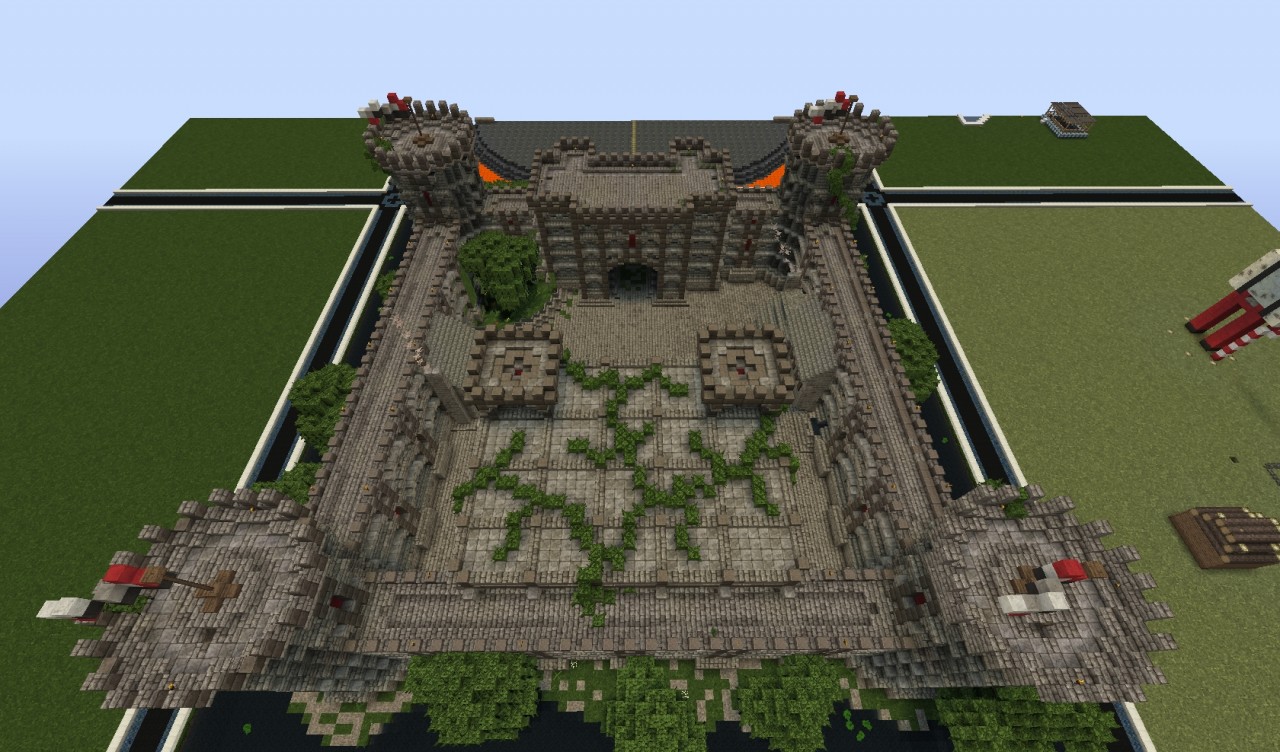 Medieval Castle | Plot Build Minecraft Map