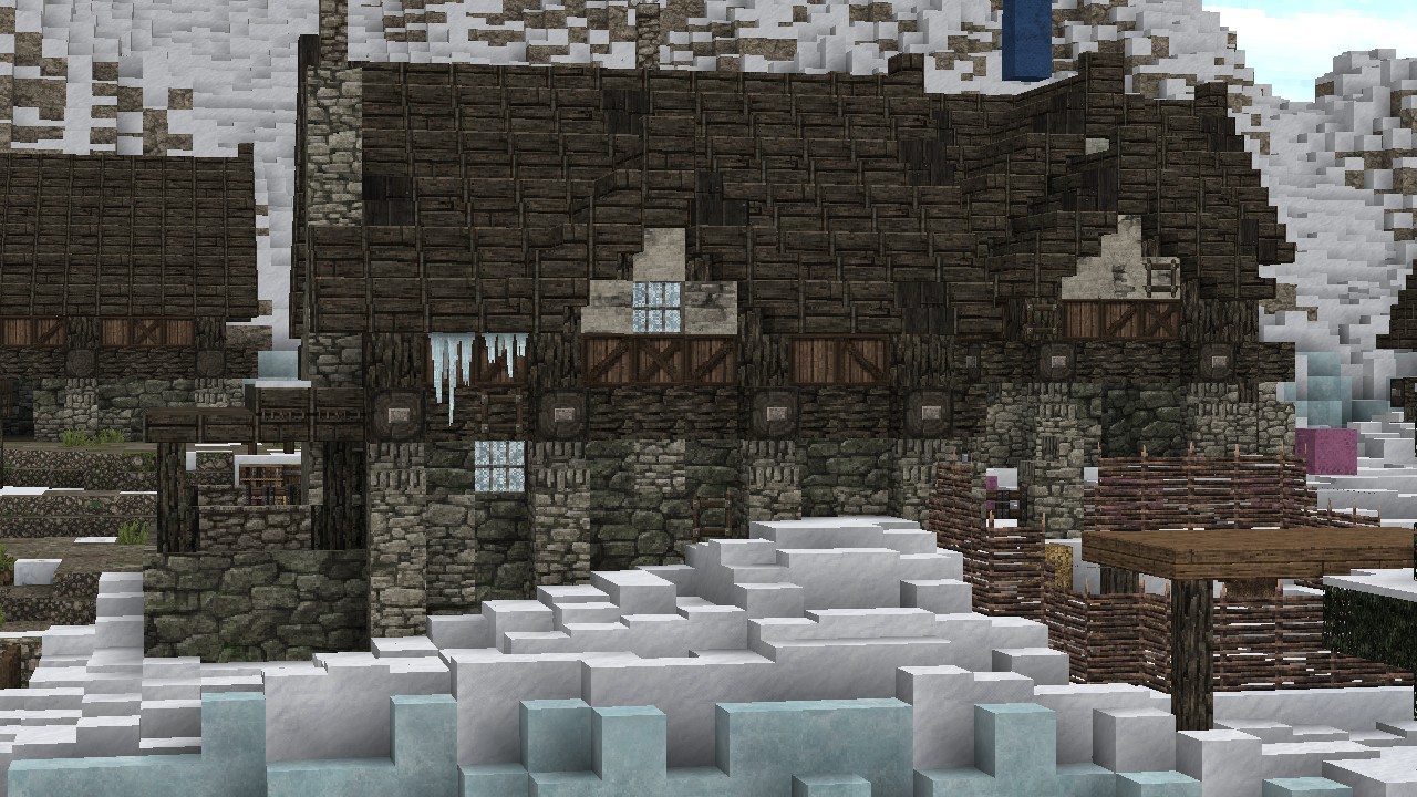 Frozen Island - Medium House #1 Minecraft Map