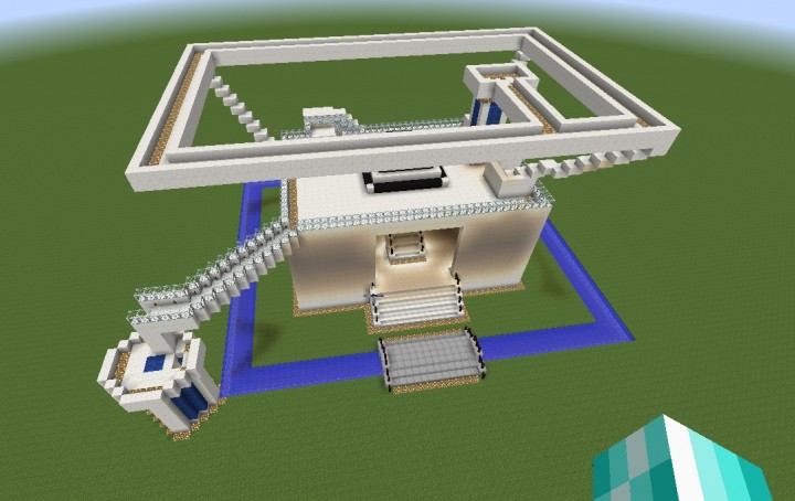 Castle with Walkway and Moat Minecraft Map