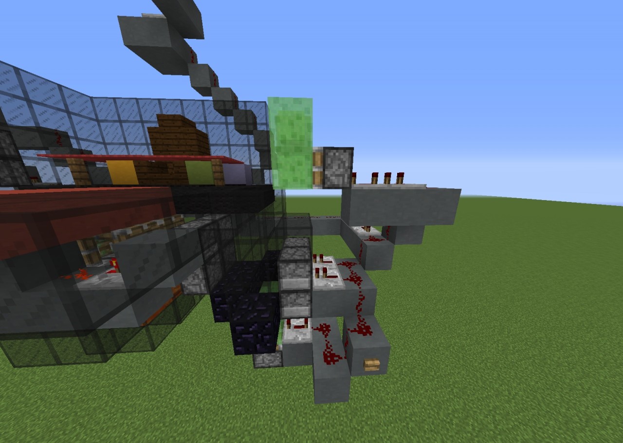 Evil Desk /w Traps Minecraft Map