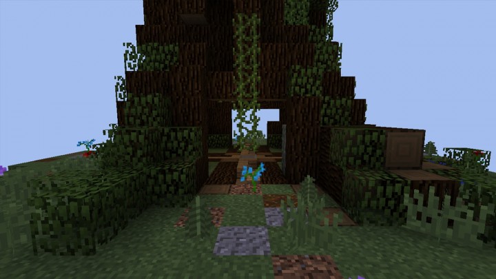 Tree Spawn, a Spawn Map (with vines) Minecraft Map