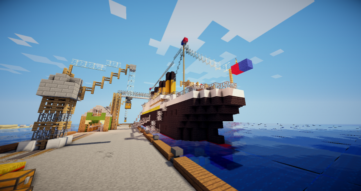 Mini Titanic in Southampton (Titanic V.1) Minecraft Project